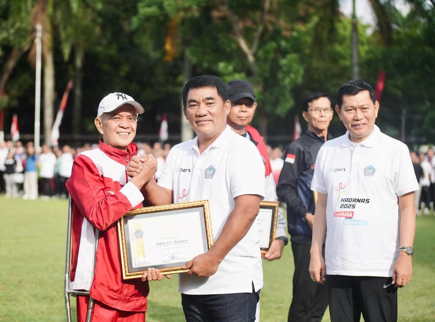 Gubernur Sulut Mayjen TNI (Purn) Yulius Selvanus SE Pimpin Upacara ...